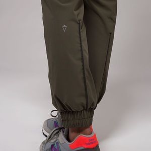 Ivivva | Bottoms | Nwotivivva Fatigue Green Own The Zone Pants | Poshmark